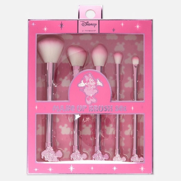 Disney | Makeup | Disneys Minnie Mouse Makeup Brush Set | Poshmark